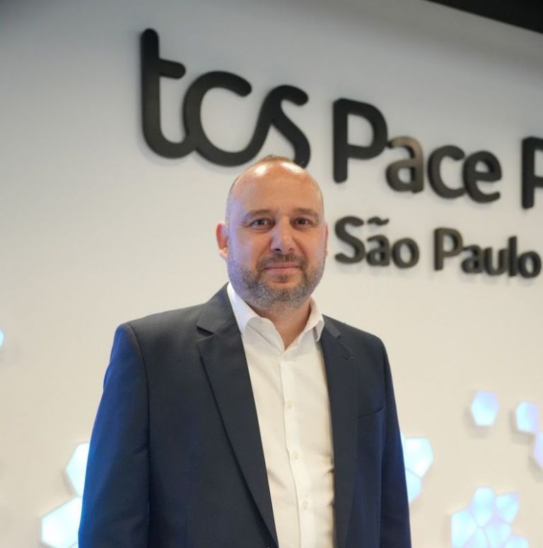 TCS e Insper inauguram o AI-Powered Research & Innovation Center ...